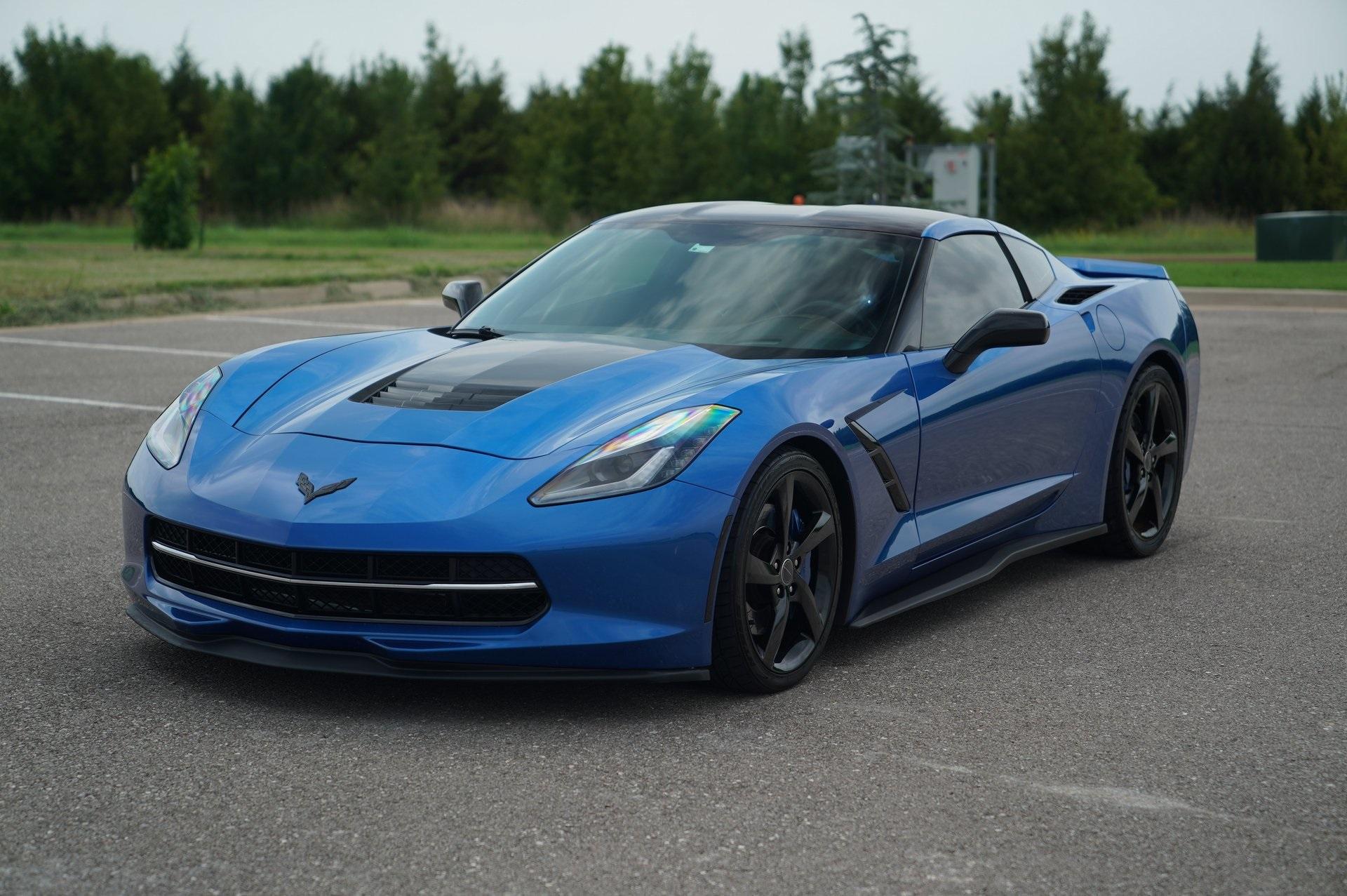 2022 Corvette Stingray Laguna Blue