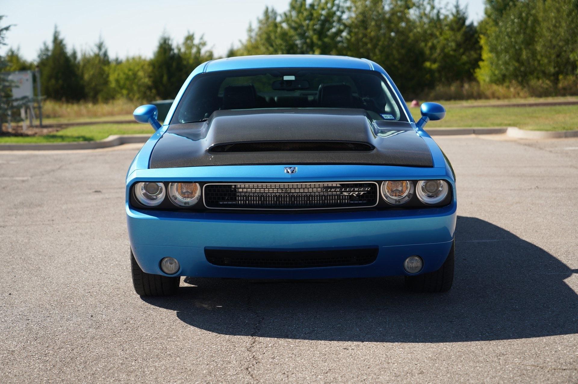 Challenger 2022 Srt8 Blue