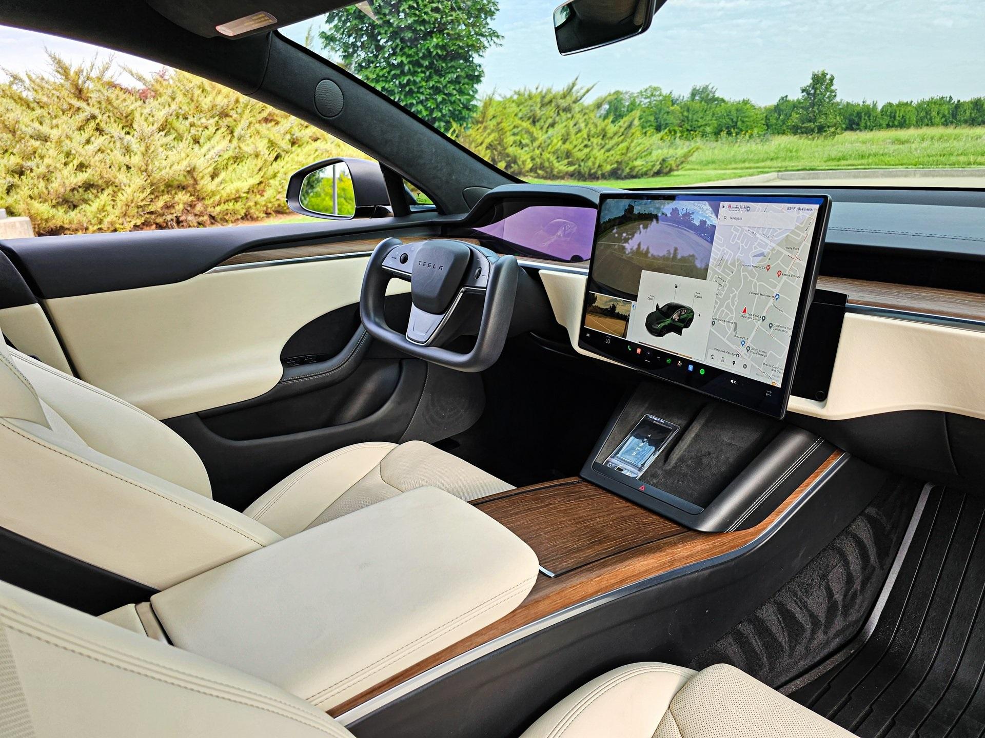2022 Tesla Model S Base