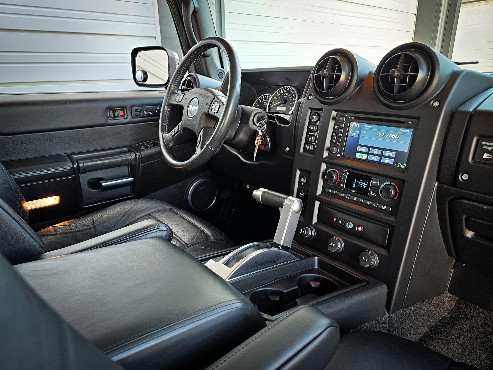 Hummer H2 Black Interior