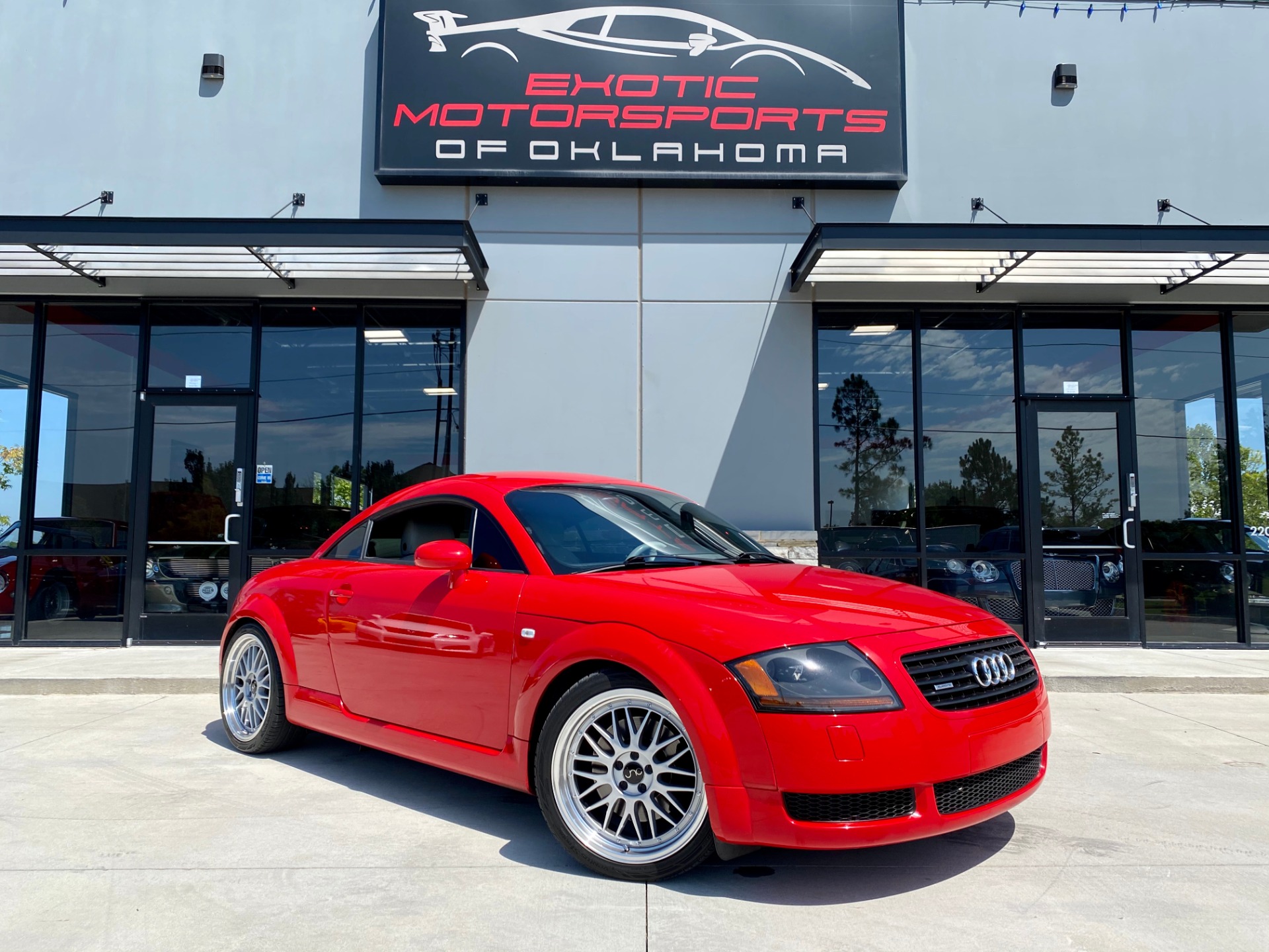 2002 audi tt custom store