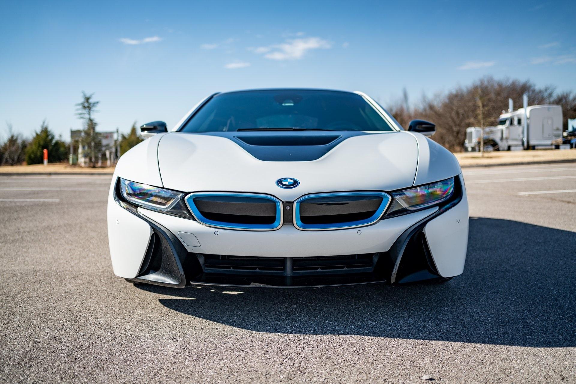 Bmw I8 White