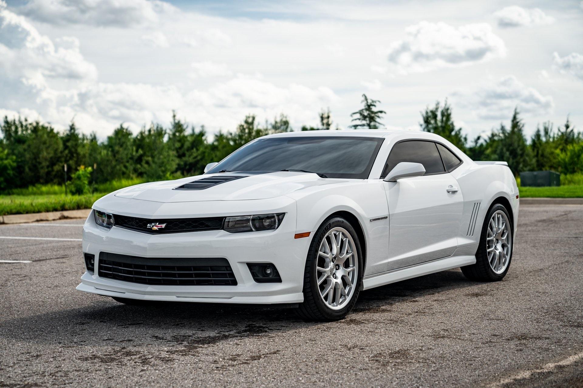 2014 Camaro Ss White Chevrolet Camaro SS 2014 12 July 2024
